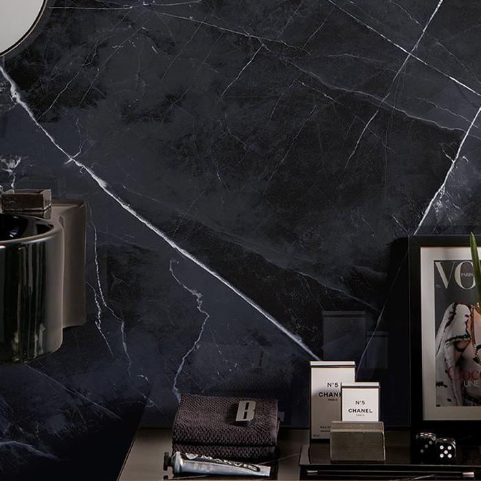 Large-size tiles for stunning effects